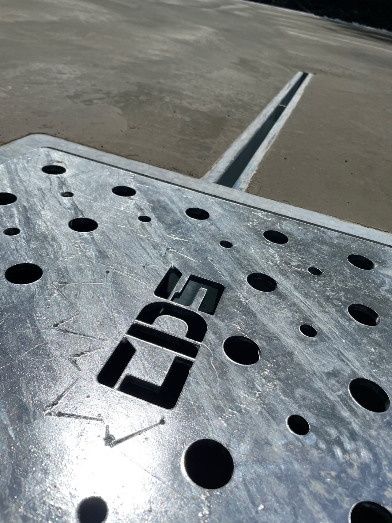 CDS - Concrete Channel Drains - Canadian Drain Systems